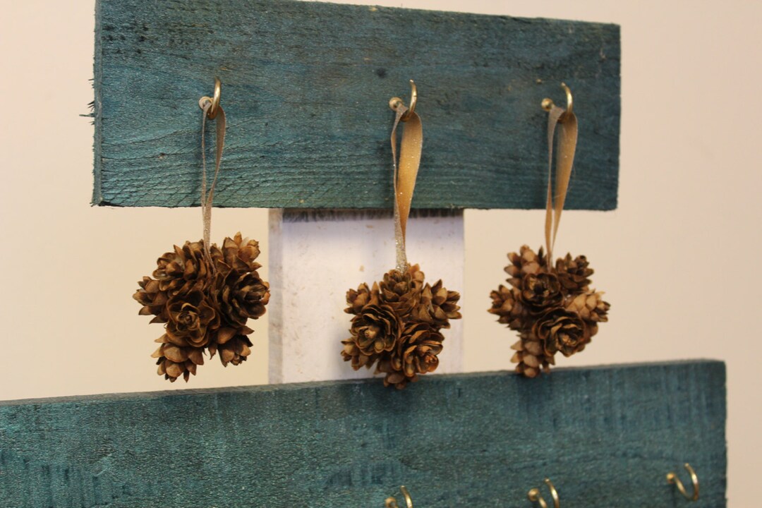 Mini Pine Cone Ball Ornament Set: Handmade Christmas Tree Decoration ...
