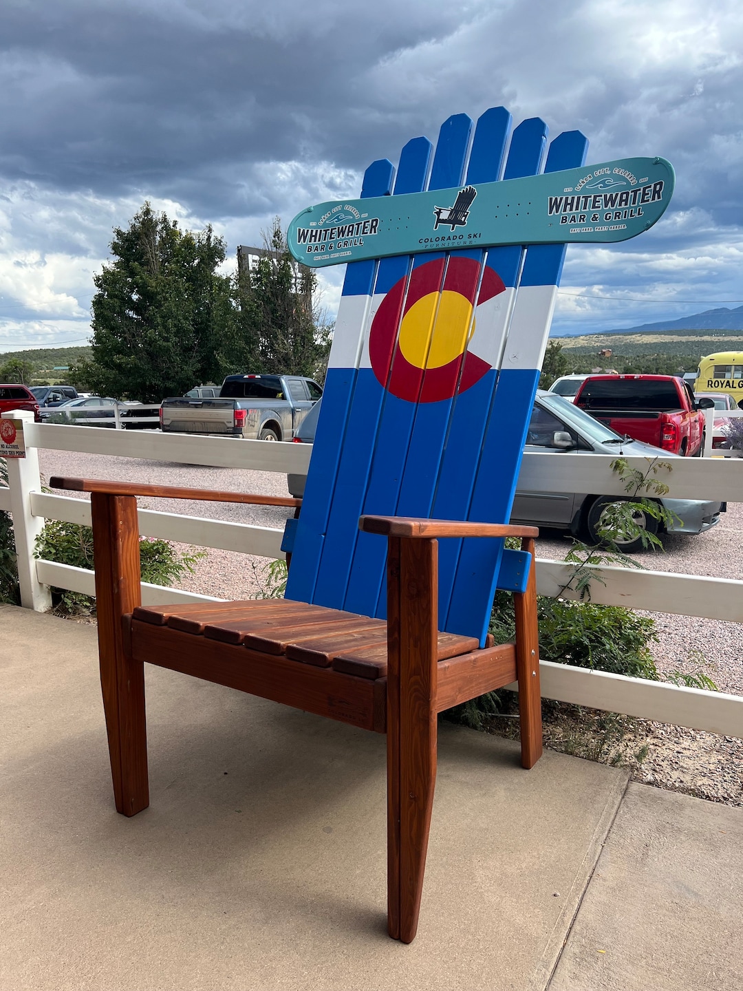 Huge XXL Chair With Snowboard Logo Sign in UV Vinyl Large, Huge Chair ...