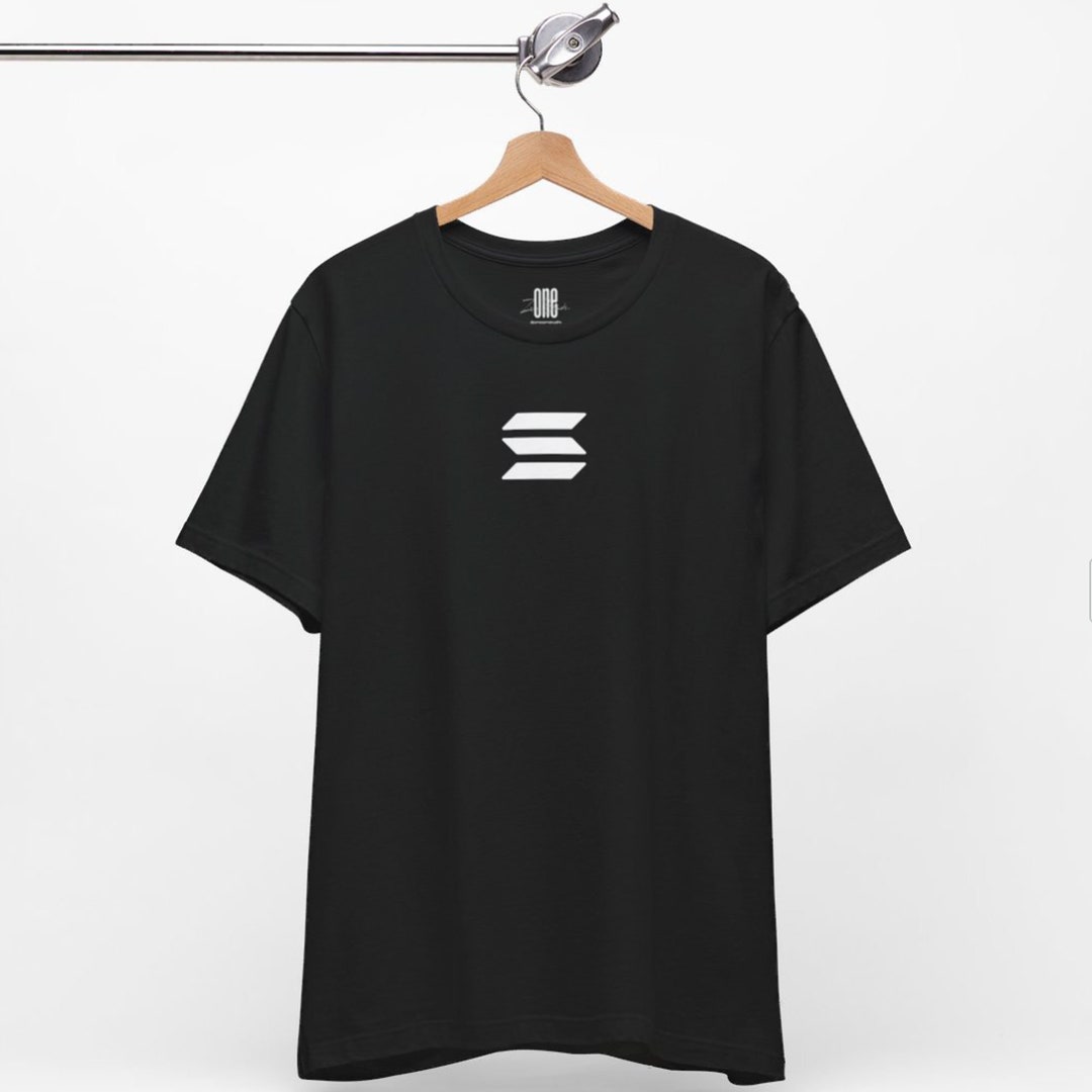 Solana Logo Tshirt Minimalist Modern Style Crypto Coin Tee Solana ...