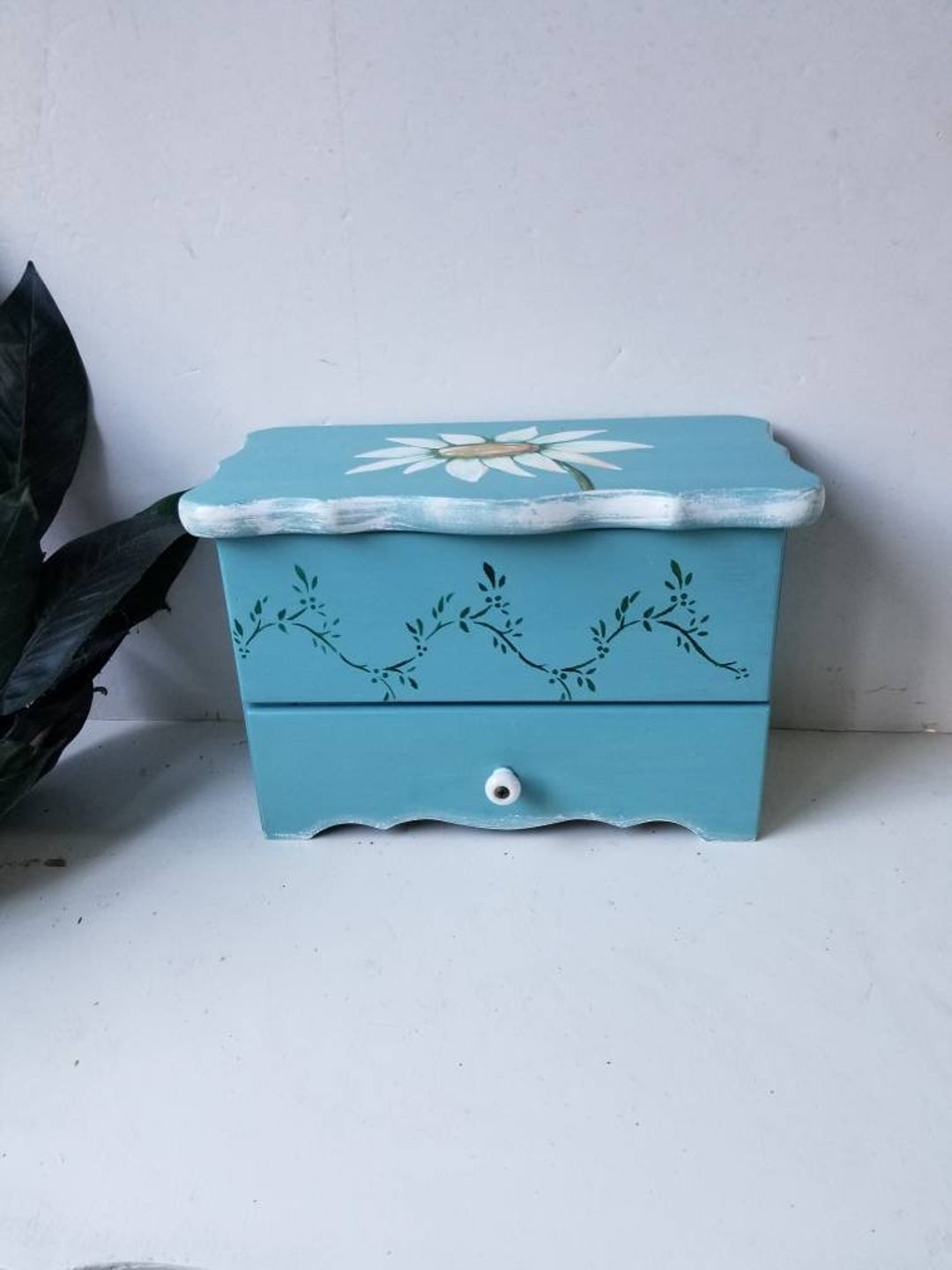Jewelry Box Handpainted Daisy, Daisy Box, Handpainted Daisy Jewelry Box ...