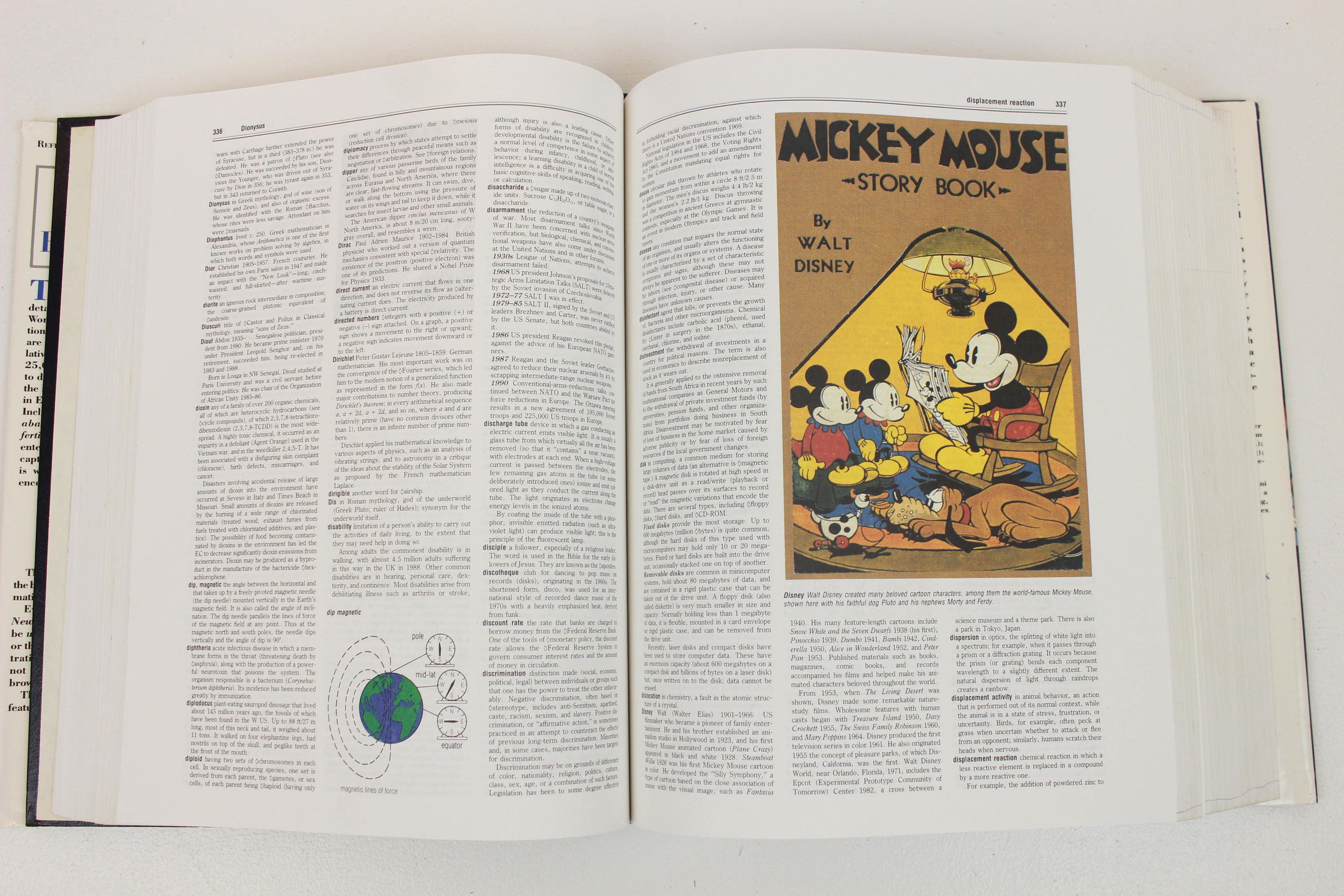 Webster's New World Encyclopedia, the New Standard in Single-volume ...