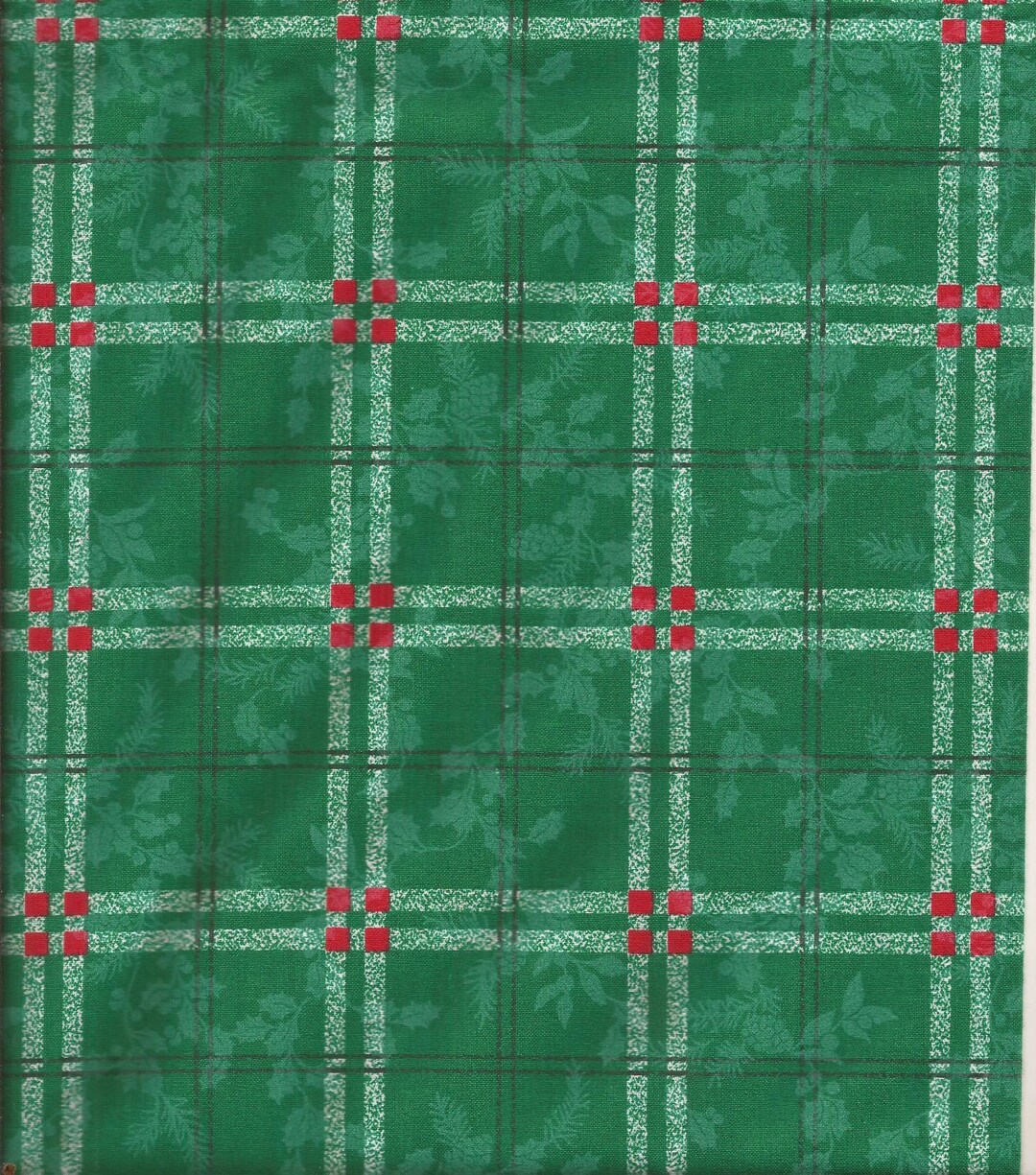 Red Green Holly Large Check Print Cotton Fabric / Fabric Traditions / 2 ...