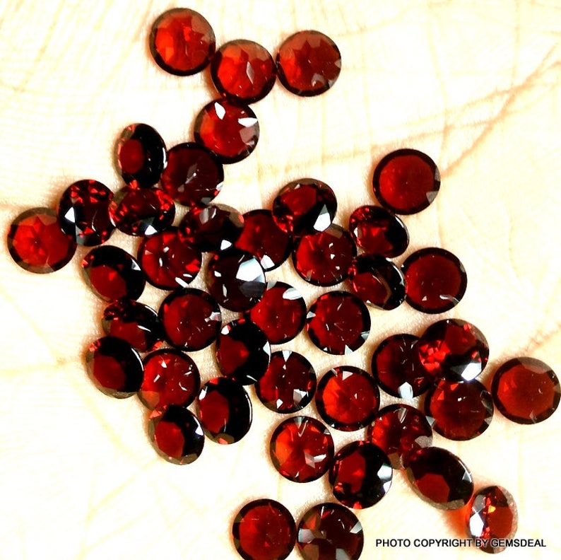 5 Piece 8mm Red Garnet Faceted Round Gemstone Red Garnet - Etsy