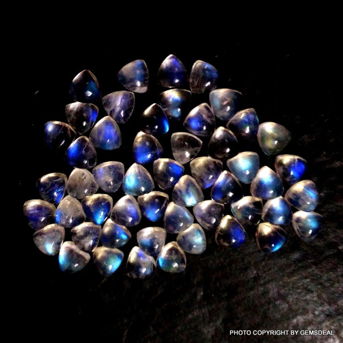10 Pieces 5mm Rainbow Moonstone Cabochon Trillion Gemstone - Etsy