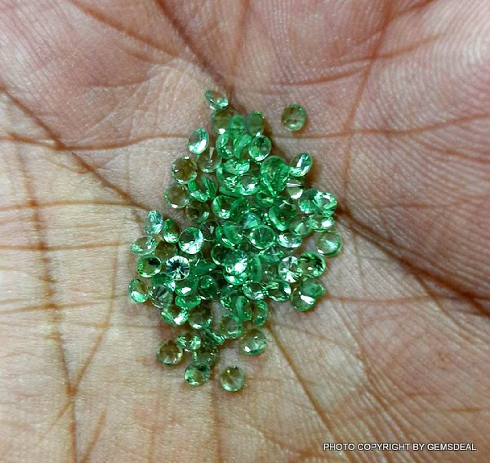 10 Pieces 2mm Tsavorite Faceted Round Gemstone 2mm Tsavorite - Etsy