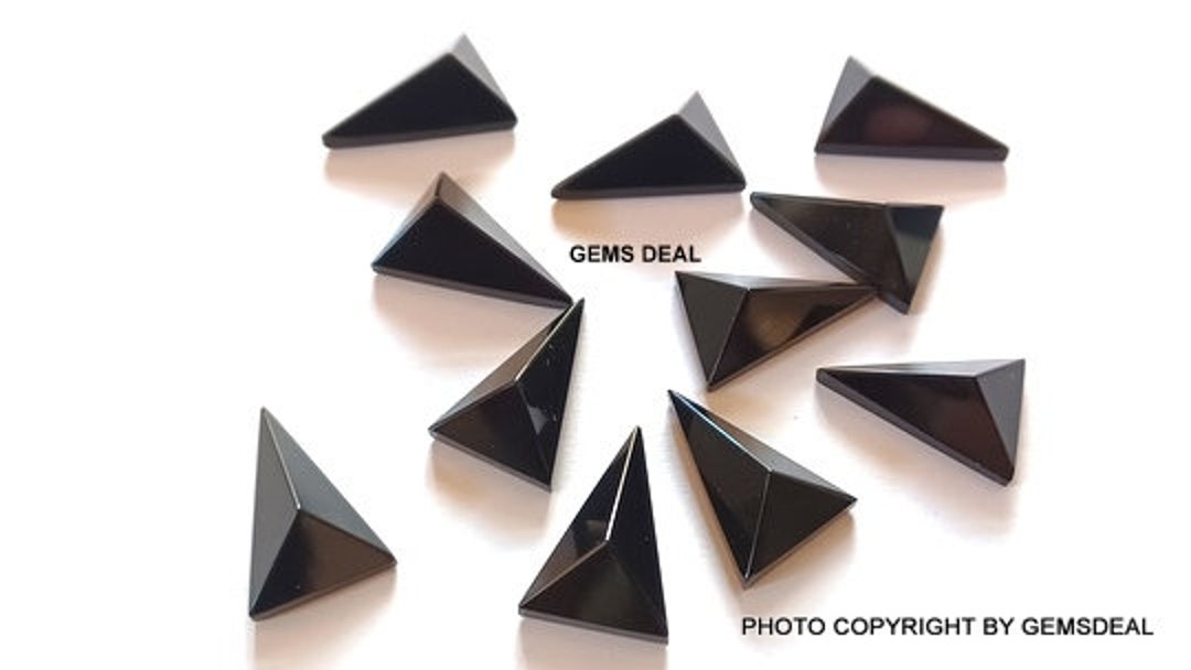 15x22mm Black Onyx Triangle Pyramid Cabochon Have Lots of Gorgeous, AAA ...