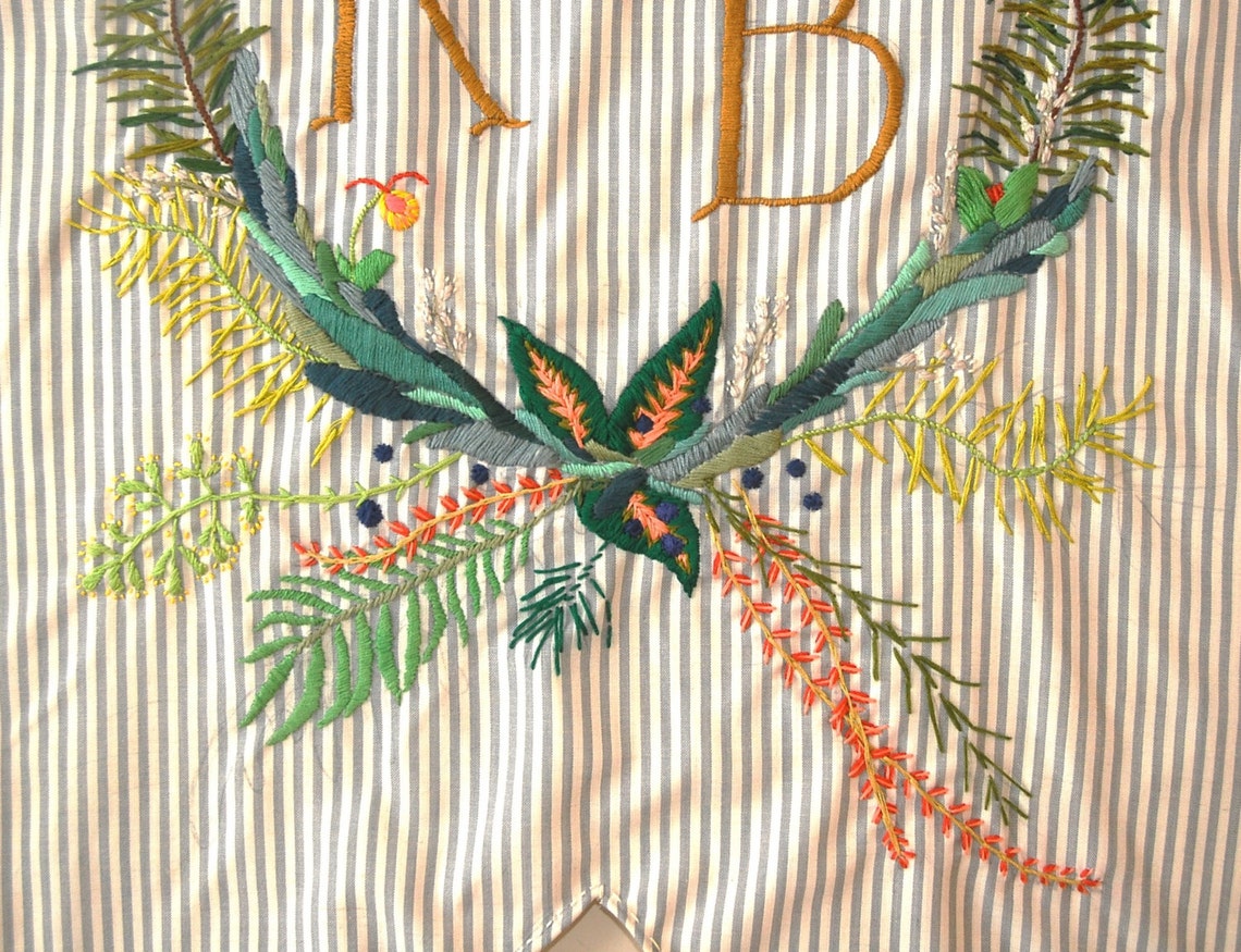 Hand Embroidered Custom Monogram Wreath Floral Cotton - Etsy