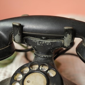 Authentic 1920s Telephone, Automatic Electric Monophone, Old Fashioned ...
