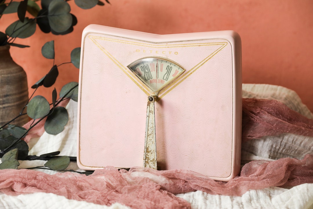 Vintage Bathroom Scale, Mid Century Modern Bathroom Accessories, Pink ...