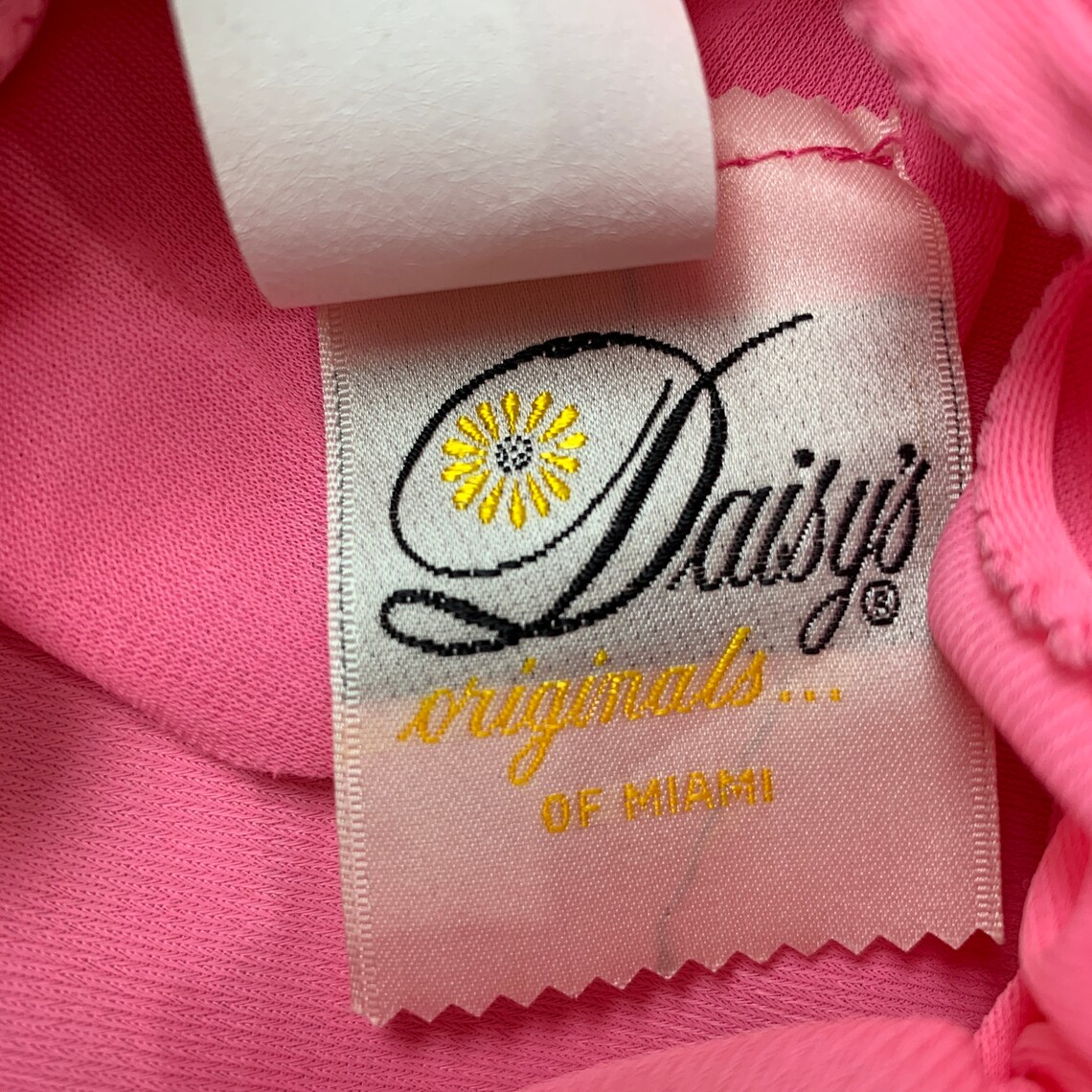 Vintage Sweet 60s 1960s Bright Pink Blouse Made By Daisy s Etsy Vintage Sweet 60s 1960s Bright Pink Blouse Made By Daisy s Etsy