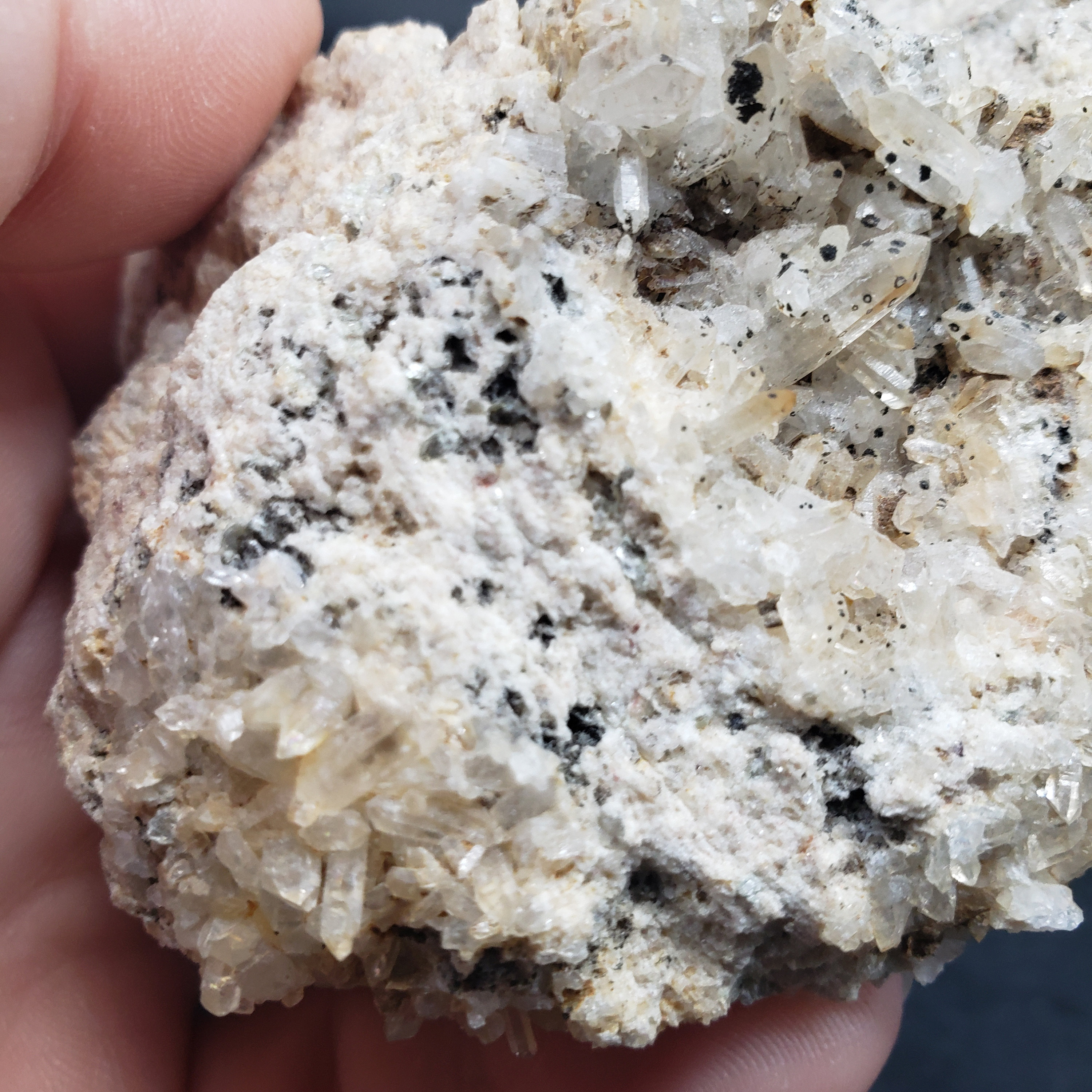 Home Décor Orange Tipped Needle Quartz Crystals with Black Hematite on ...