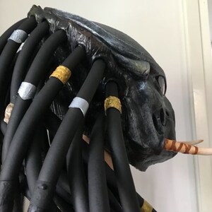 Tracker Predator Movie Black Hair Natural Rubber Helmet Mask Prop ...