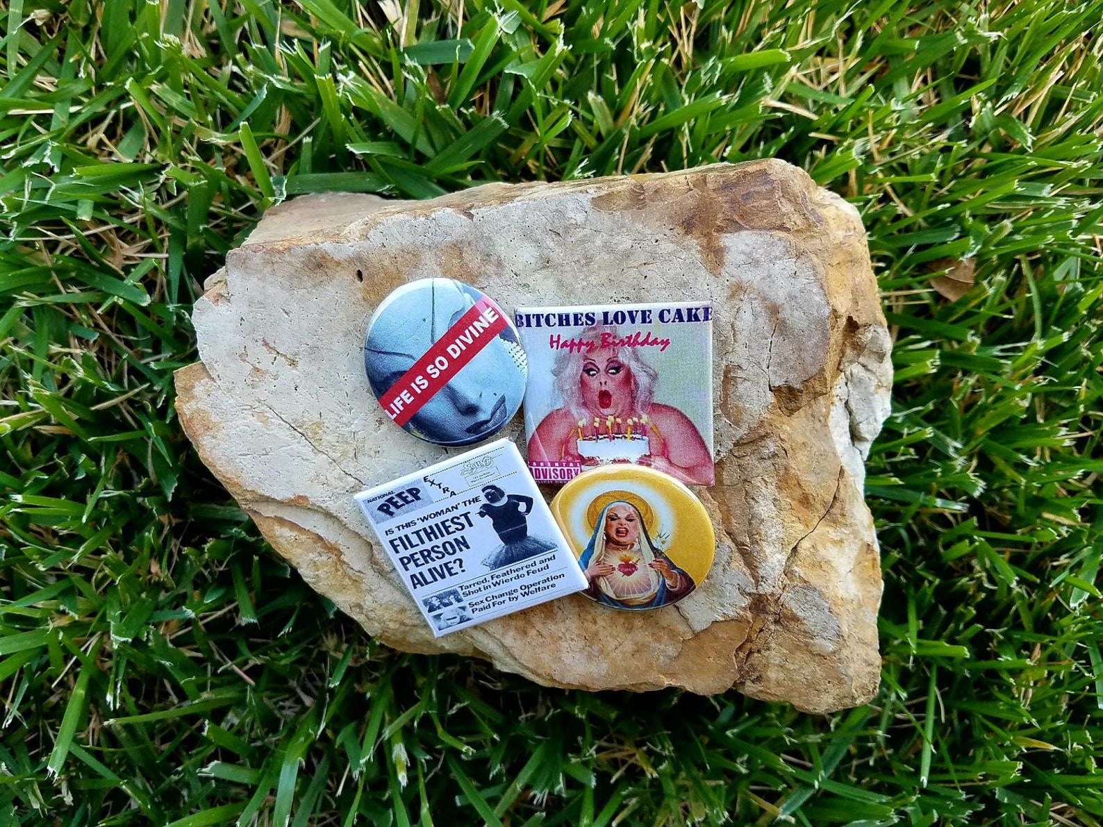Queen Divine Pin Set - Etsy