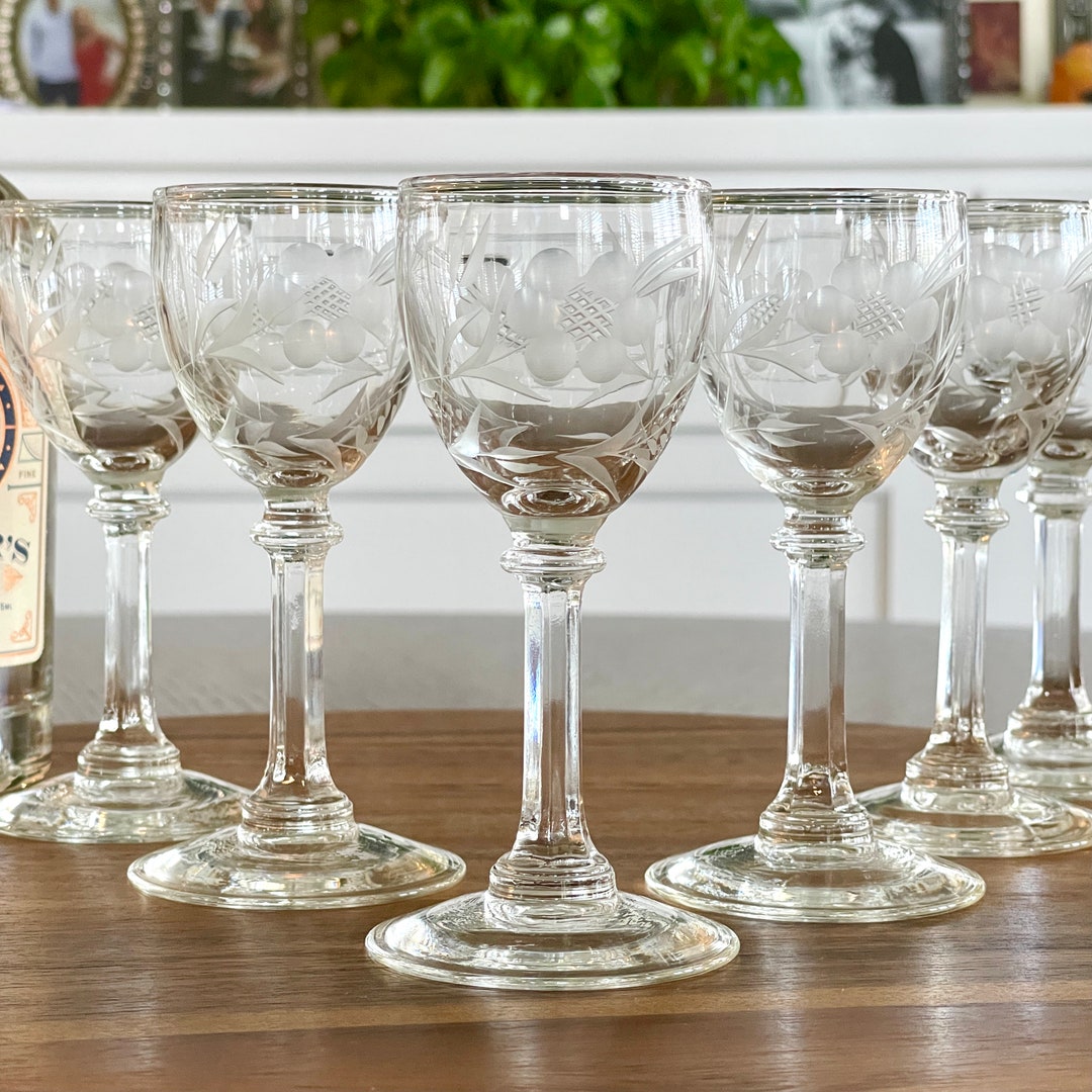 Six 1940s Etched Nick and Nora Liquor Cocktail Glasses, Art Deco ...