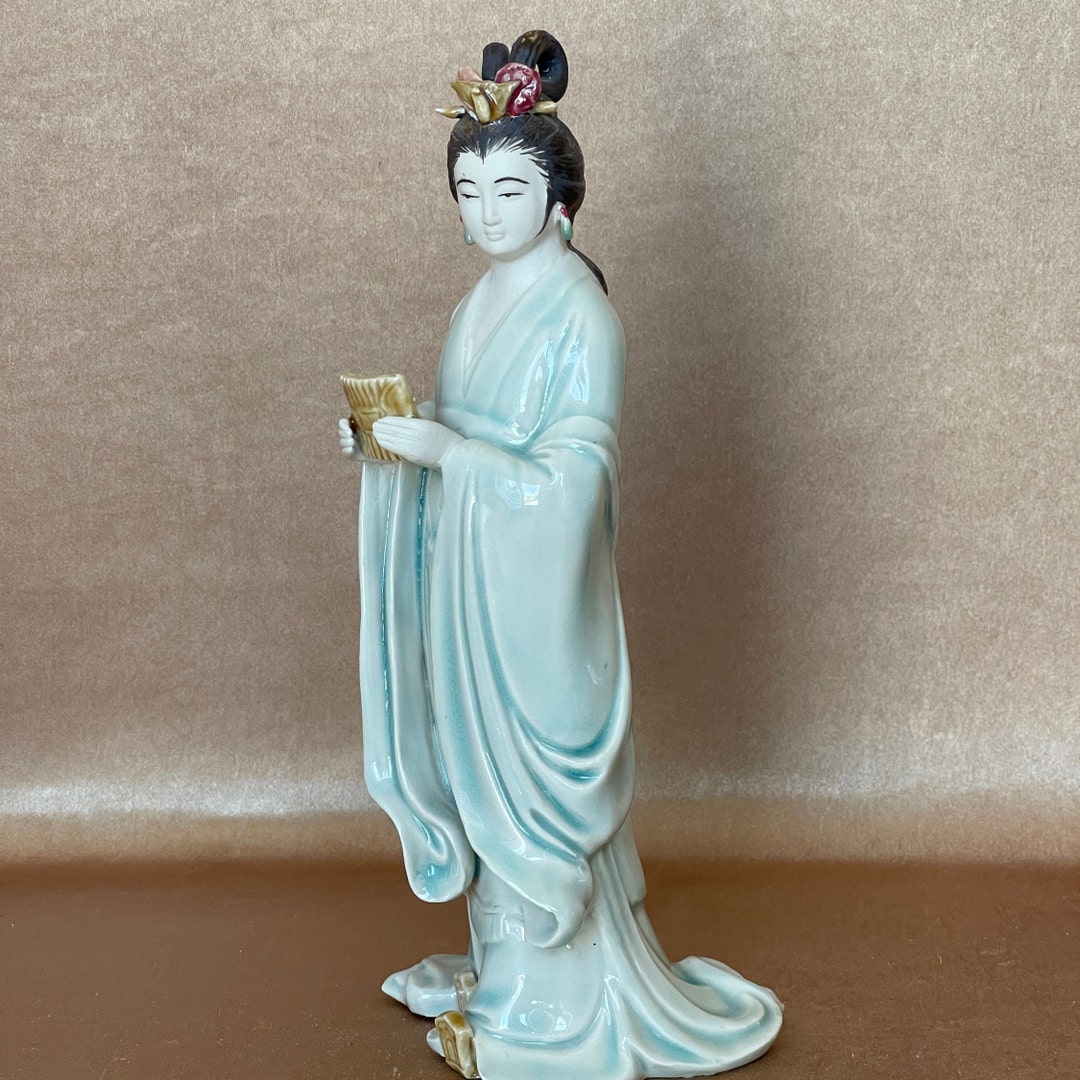 Vintage Fine Arts Geisha Girl in Celadon Green Robe Statue, Asian ...