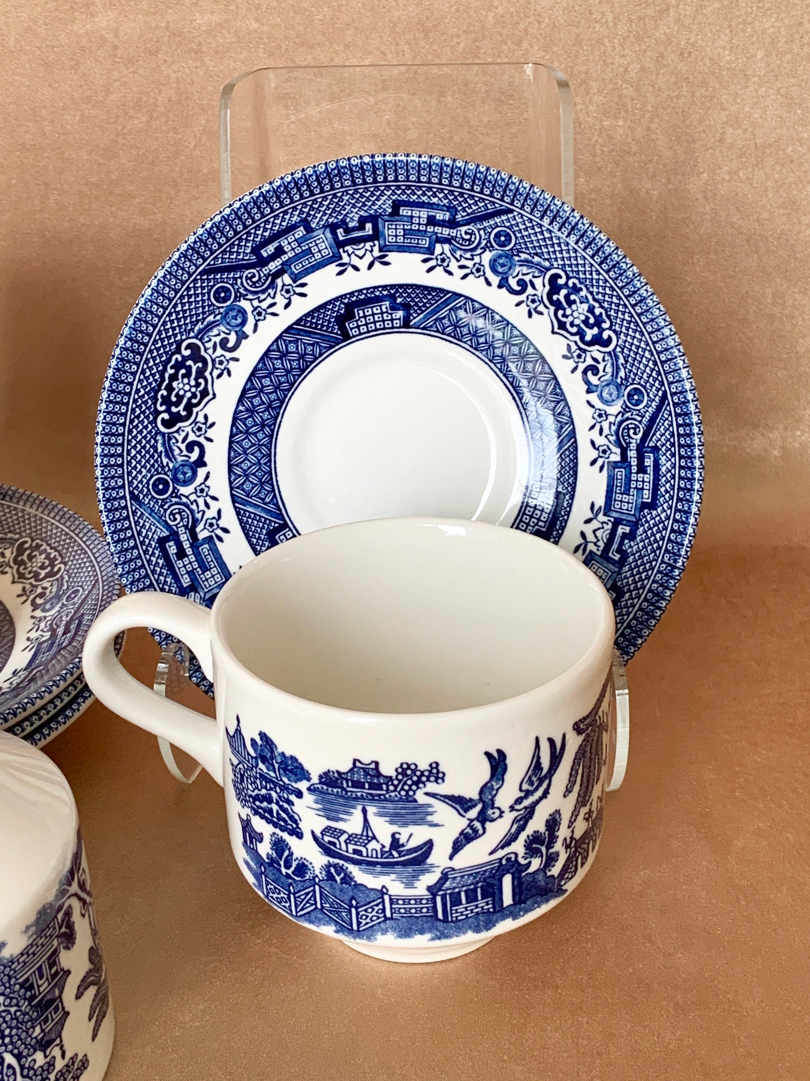 Churchill Blue Willow Georgian Cups and Saucers Vintage Item | Etsy