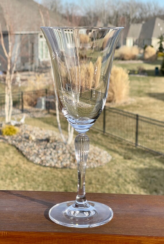 Tall fluted glasses store