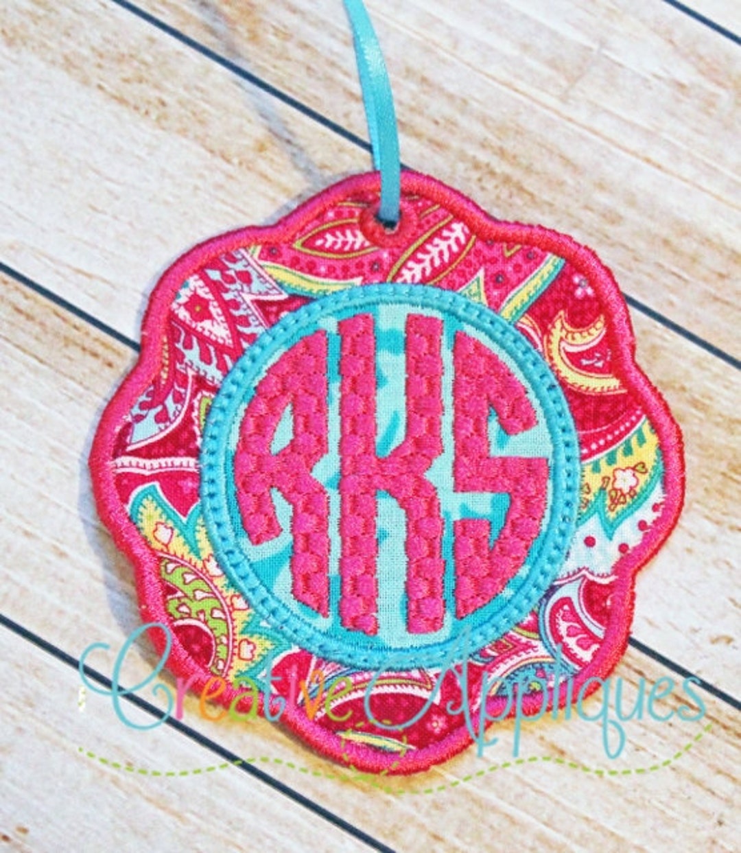 Scallop Monogram Tag Label Ornament in the Hoop Applique Machine ...