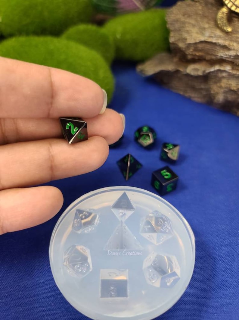 Fancy Mini Dice Set, DND Gaming, Clear Silicone Mold *NO LID* - Etsy