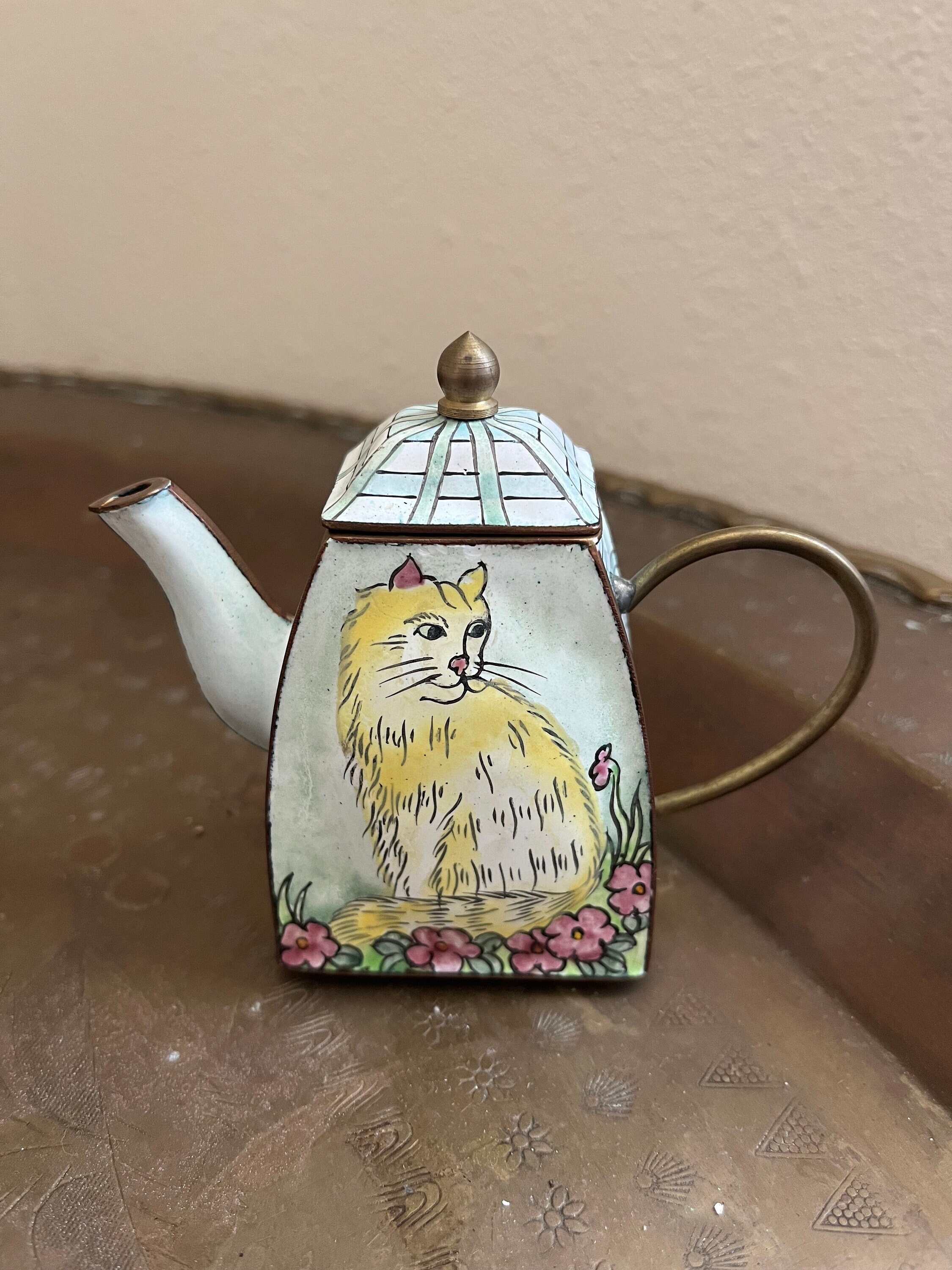 Kitty Miniature Enamel Teapots