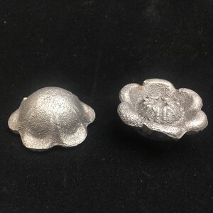 Pack of 3- Small Cast Iron Flowers, Heavy, Stackable, Steel Flowers ...