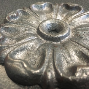 Metal Flower, Forged Steel Flower, Round Petals 3.5 Diameter Round 1/4 ...