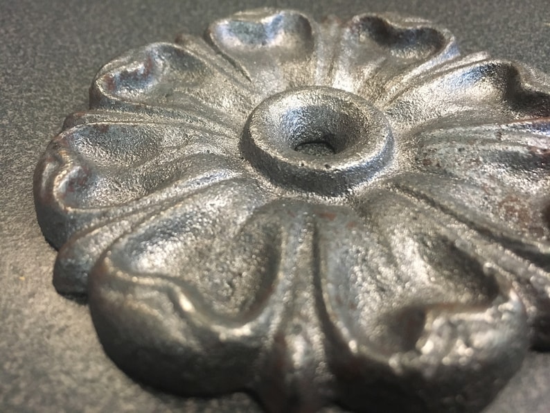 Metal Flower, Cast Steel Flower, Round Petals 3.5" Diameter Round 1/4 ...