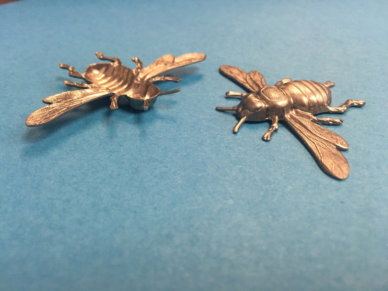 Small 3D Metal Bumble Bee Silver or Gold - Etsy