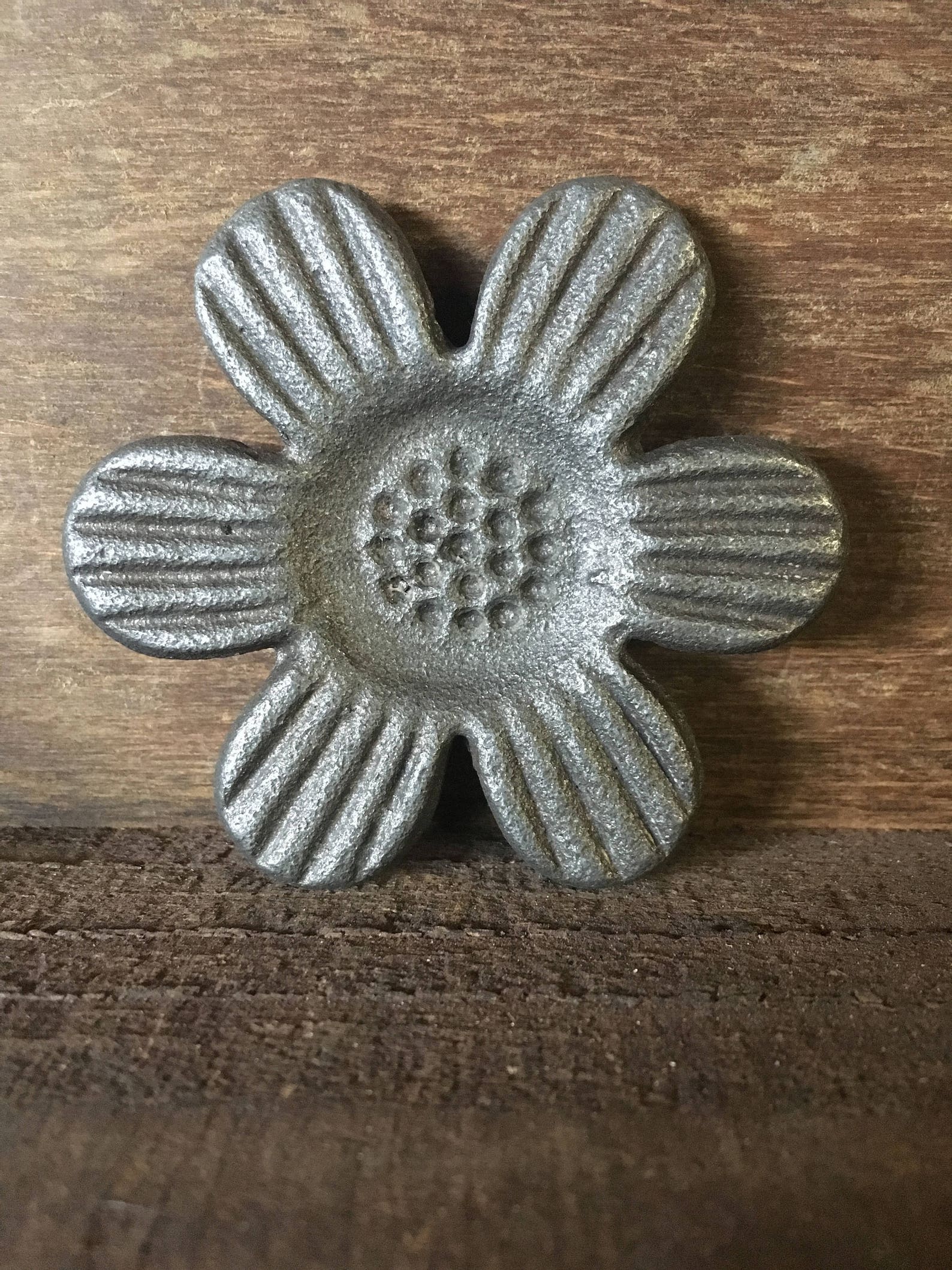 Cast Iron Flower Daisy 3inch Metal Flower - Etsy