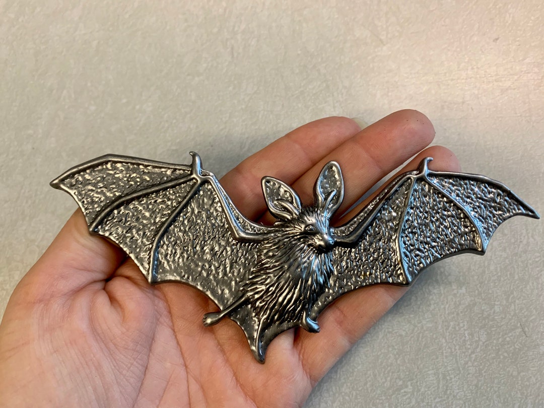 Metal Bat Flying Spooky Bat Flat 3d Halloween Decor Accessory - Etsy