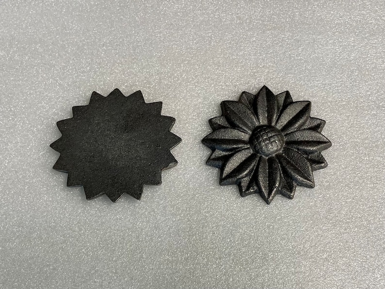 Cast Iron Daisy Flower Metal Rosette - Etsy