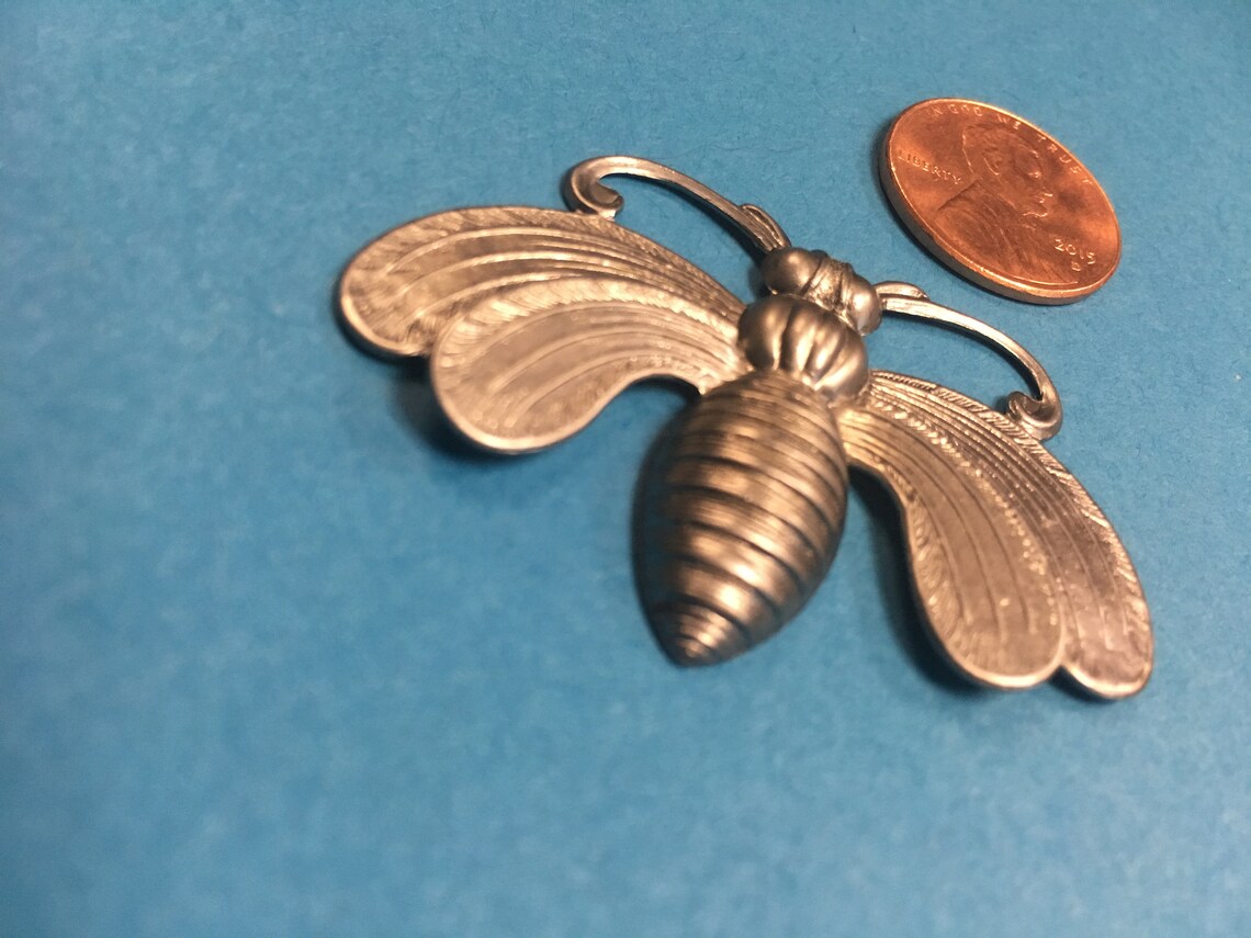 Small metal Bee choose steel or brass | Etsy