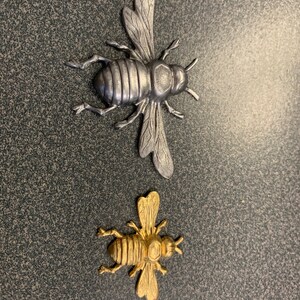 Small 3D Metal Bumble Bee Silver or Gold - Etsy
