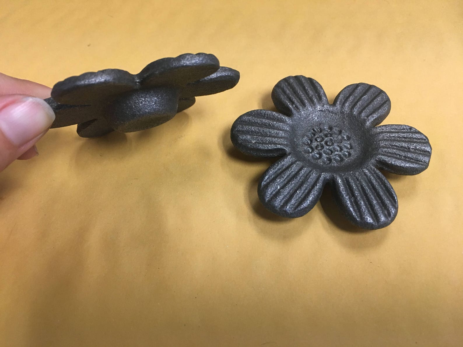 Cast Iron Flower Daisy 3inch Metal Flower | Etsy
