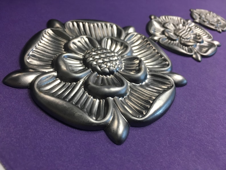 Metal Flat 3d Flower Medallion | Etsy