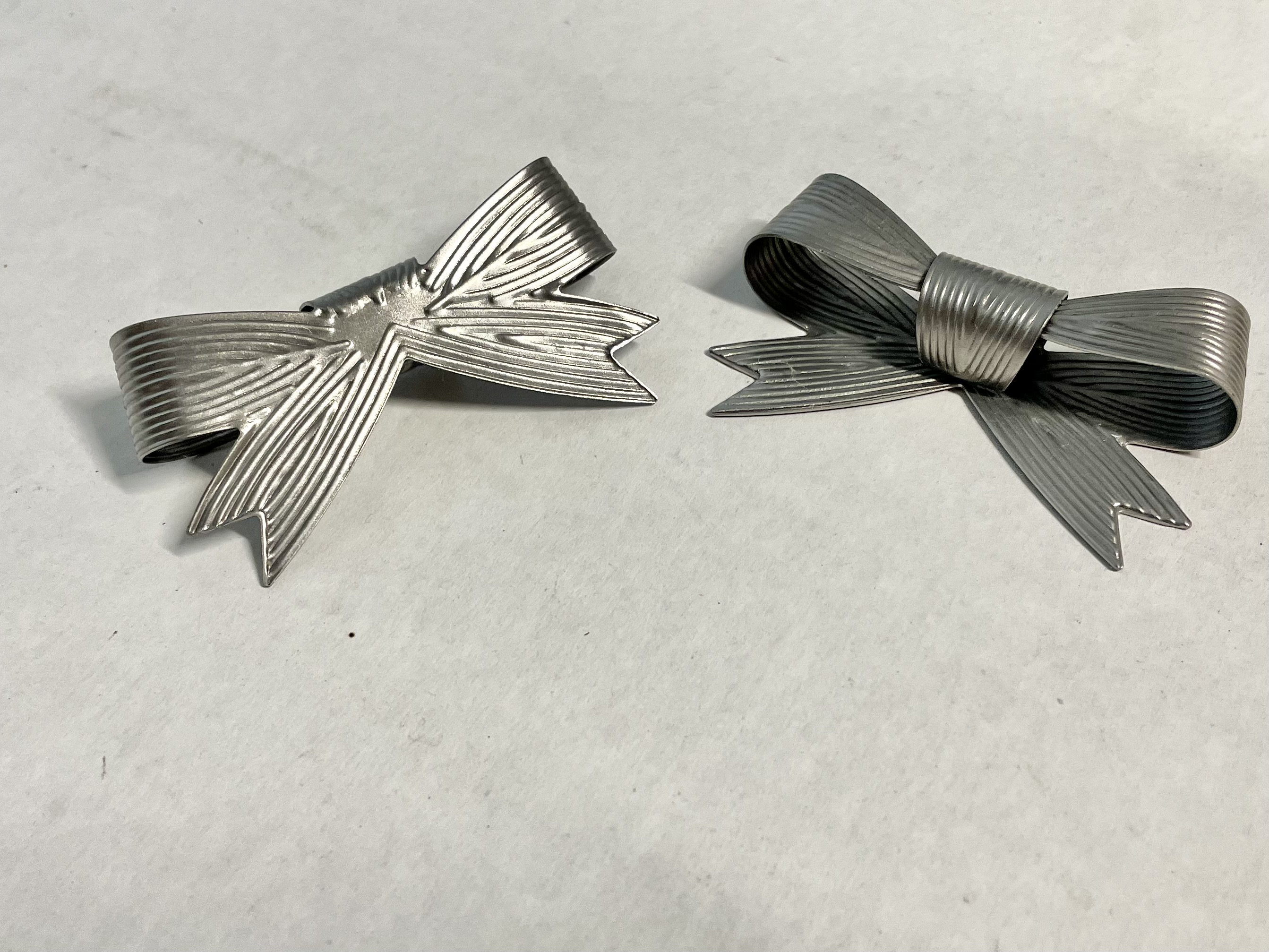 Metal Bow 3 Dimensional Bow 3 Sizes - Etsy