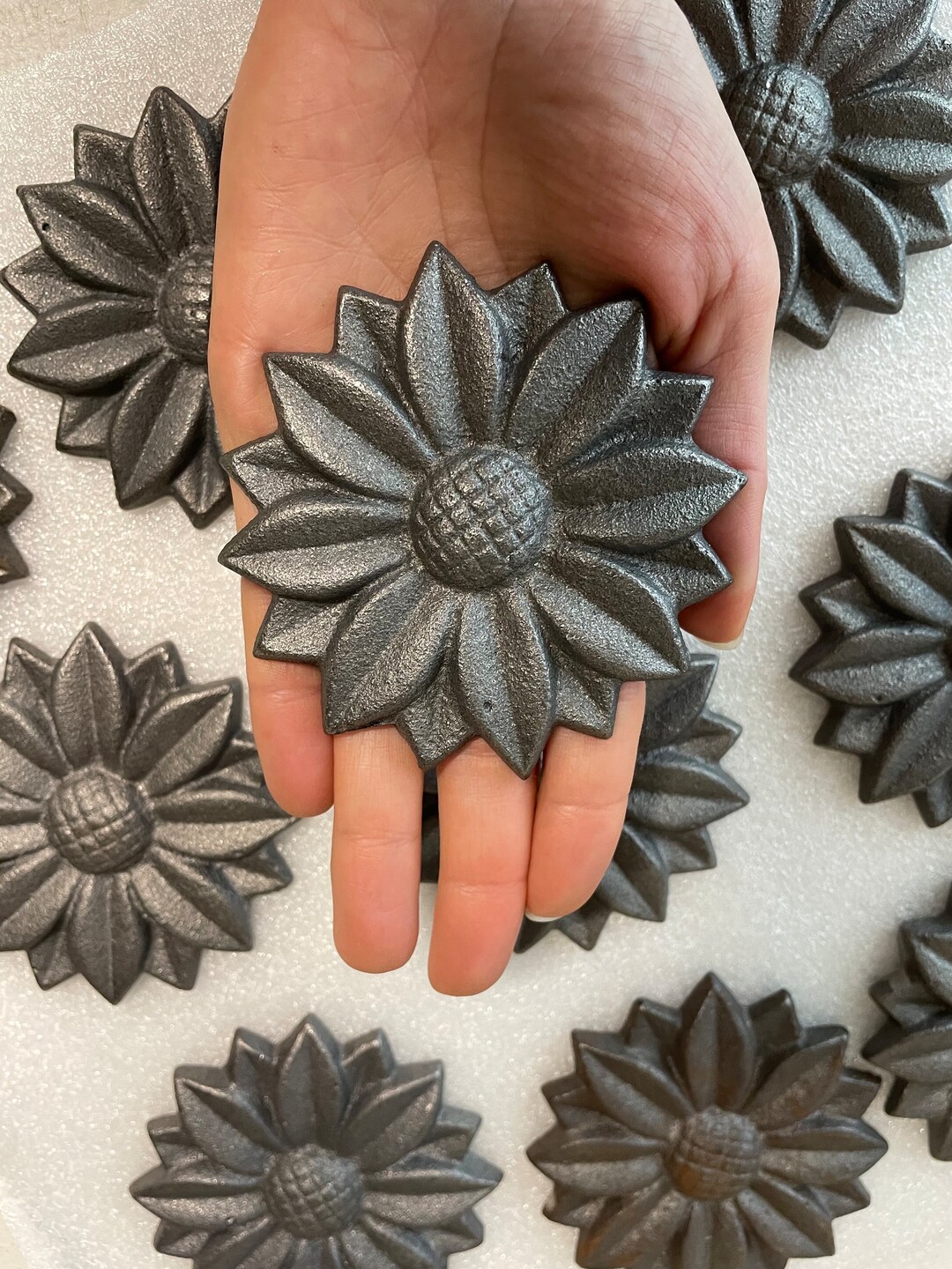 Cast Iron Daisy Flower Metal Rosette - Etsy