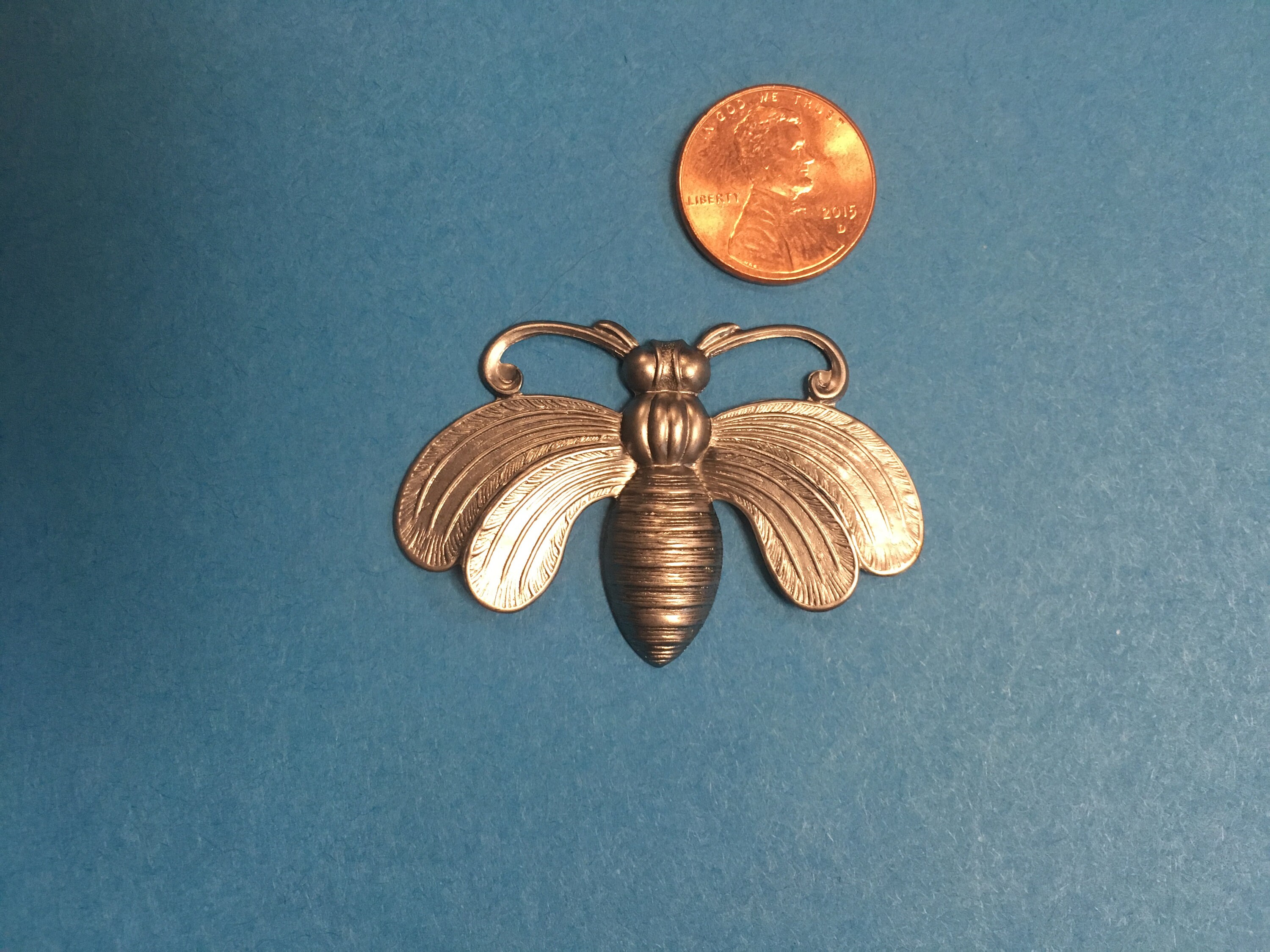 Small metal Bee choose steel or brass | Etsy