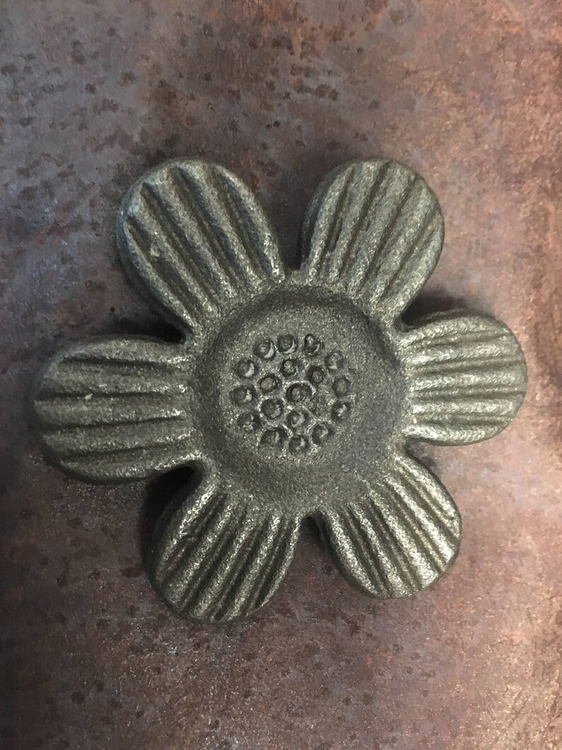 Cast Iron Flower Daisy 3inch Metal Flower | Etsy