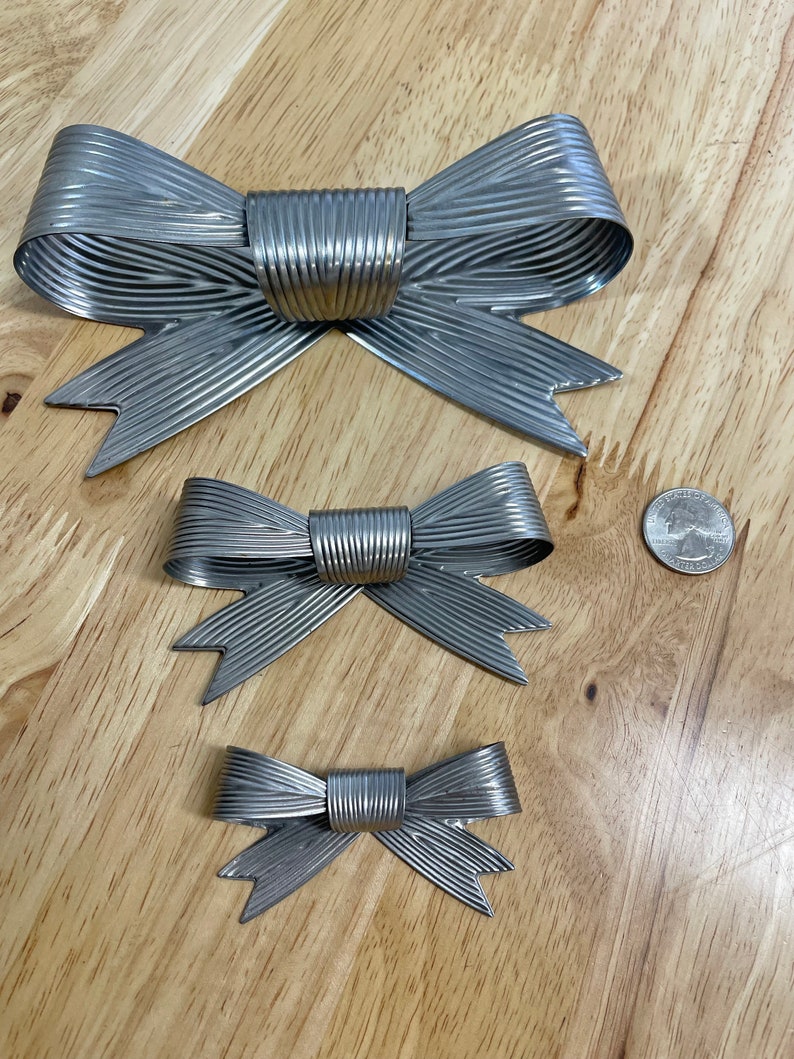Metal Bow 3 Dimensional Bow 3 Sizes - Etsy