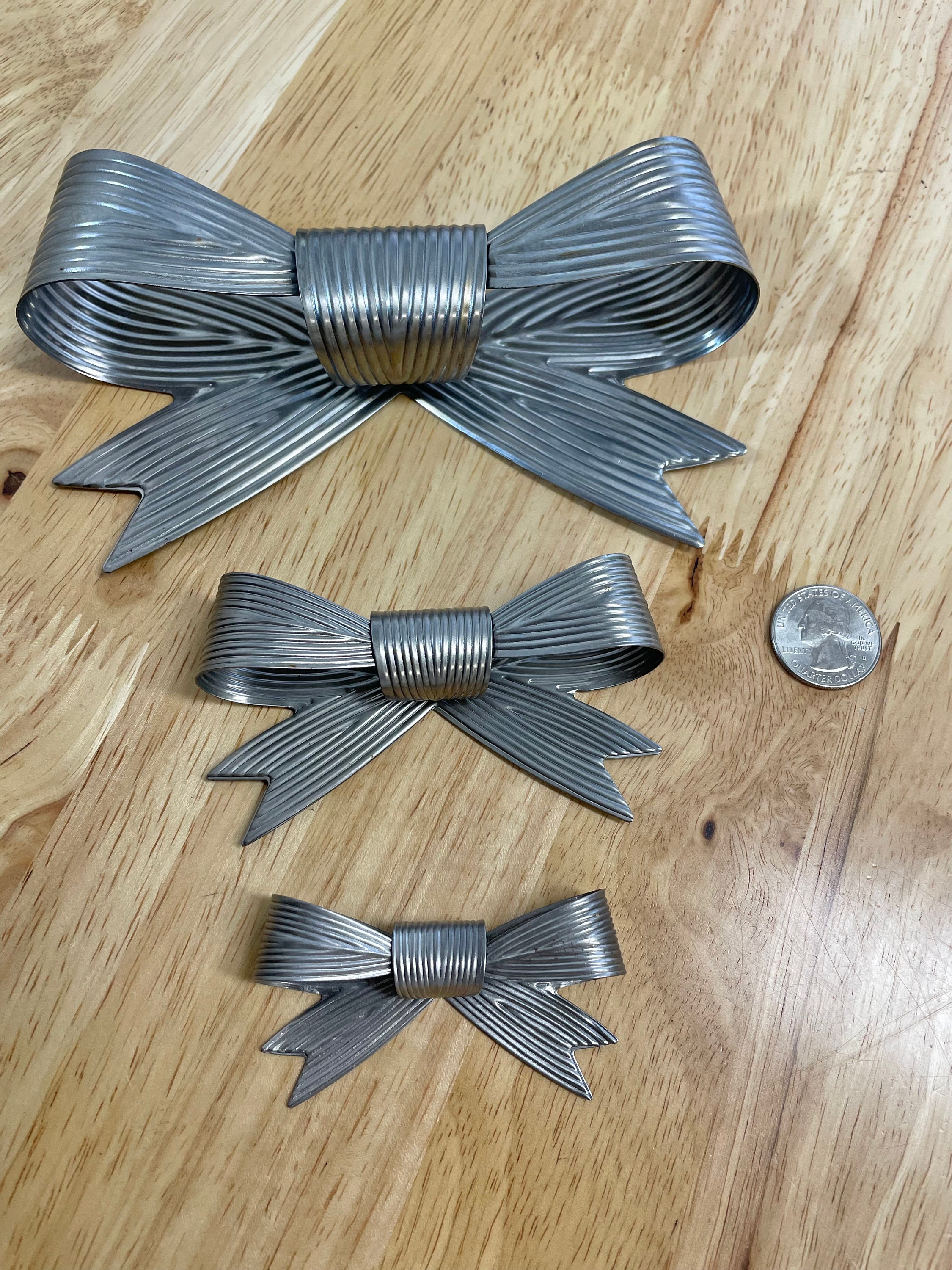 Metal Bow 3 Dimensional Bow 3 Sizes - Etsy
