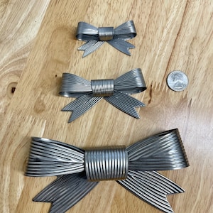 Metal Bow 3 Dimensional Bow 3 Sizes - Etsy