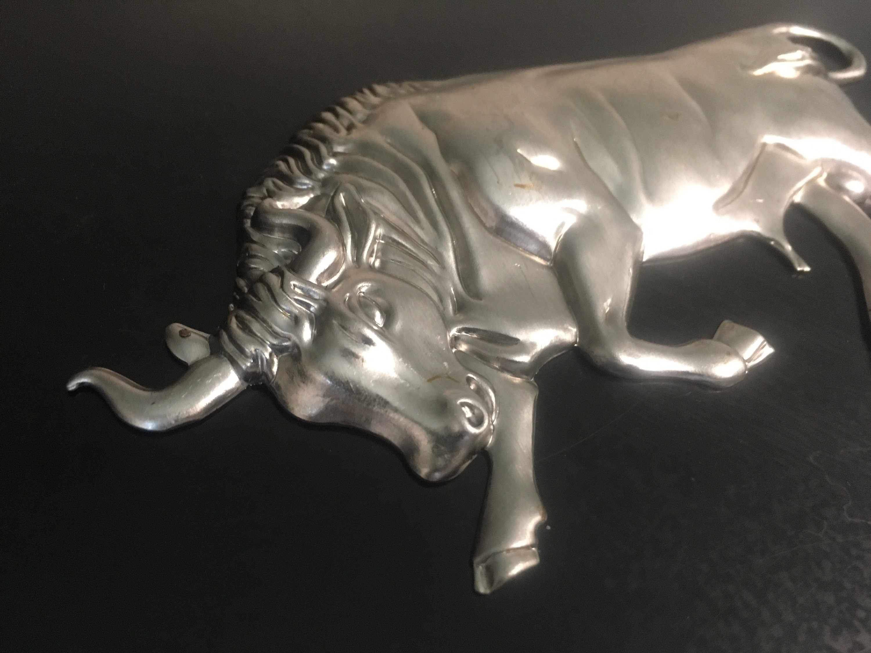 Metal Raging Bull Magnetic Lays Flat Steel Placard Sign | Etsy