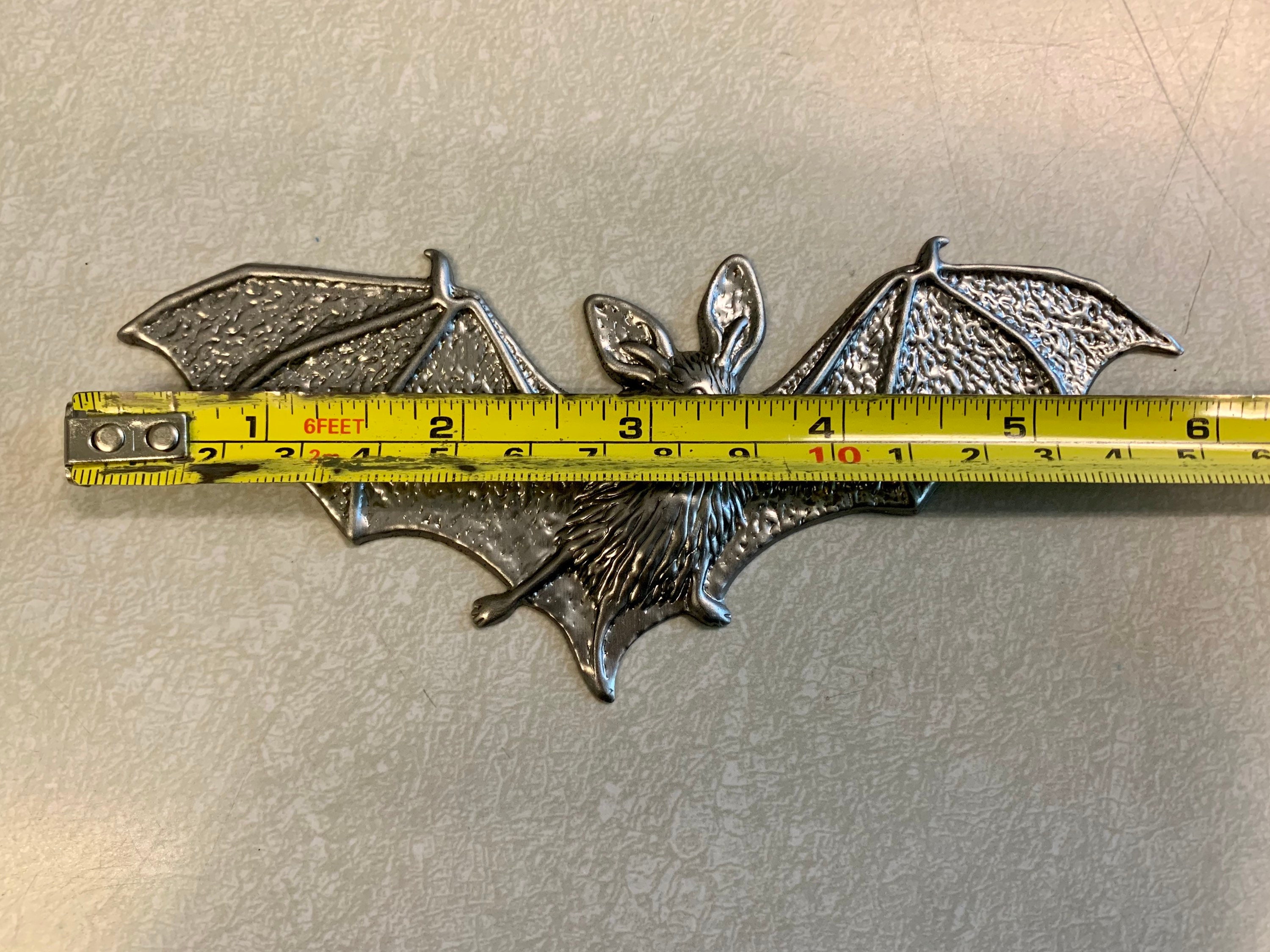 Metal Bat Flying Spooky Bat Flat 3d Halloween Decor Accessory - Etsy