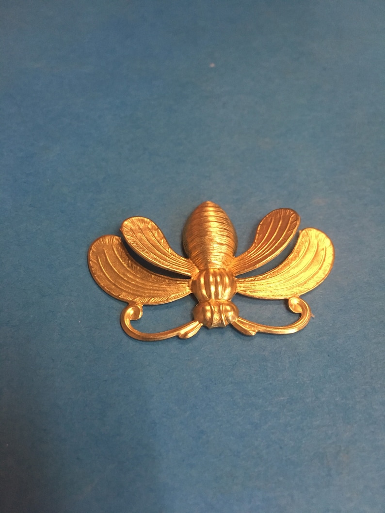 Small Metal Bee Choose Steel or Brass - Etsy