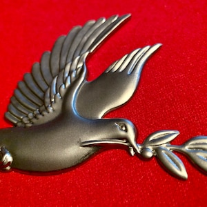 Metal Dove Flying Dove Peace Love Decoration - Etsy