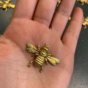 Small 3D Metal Bumble Bee Silver or Gold - Etsy