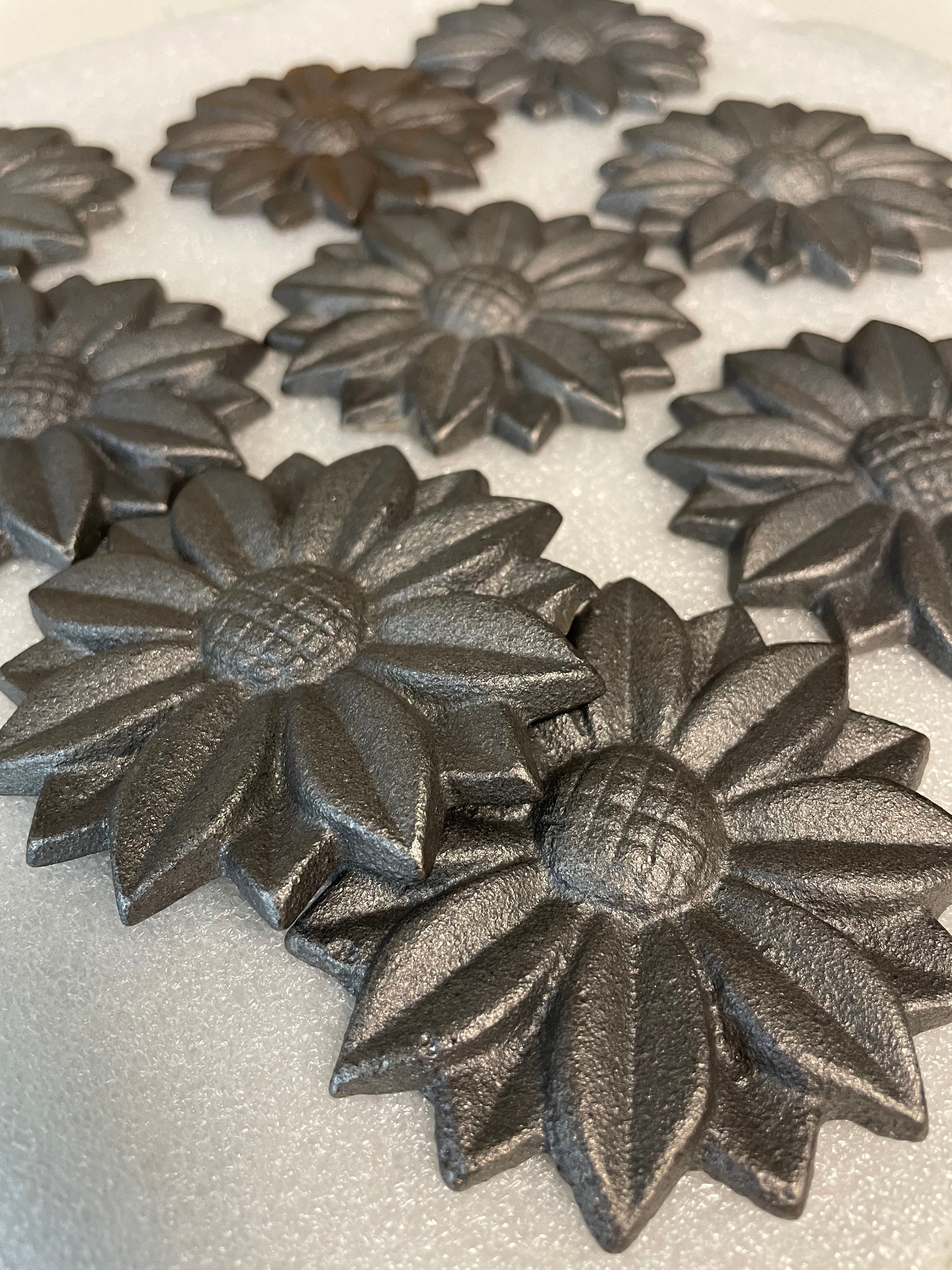 Cast Iron Daisy Flower Metal Rosette - Etsy