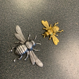 Small 3D Metal Bumble Bee Silver or Gold - Etsy