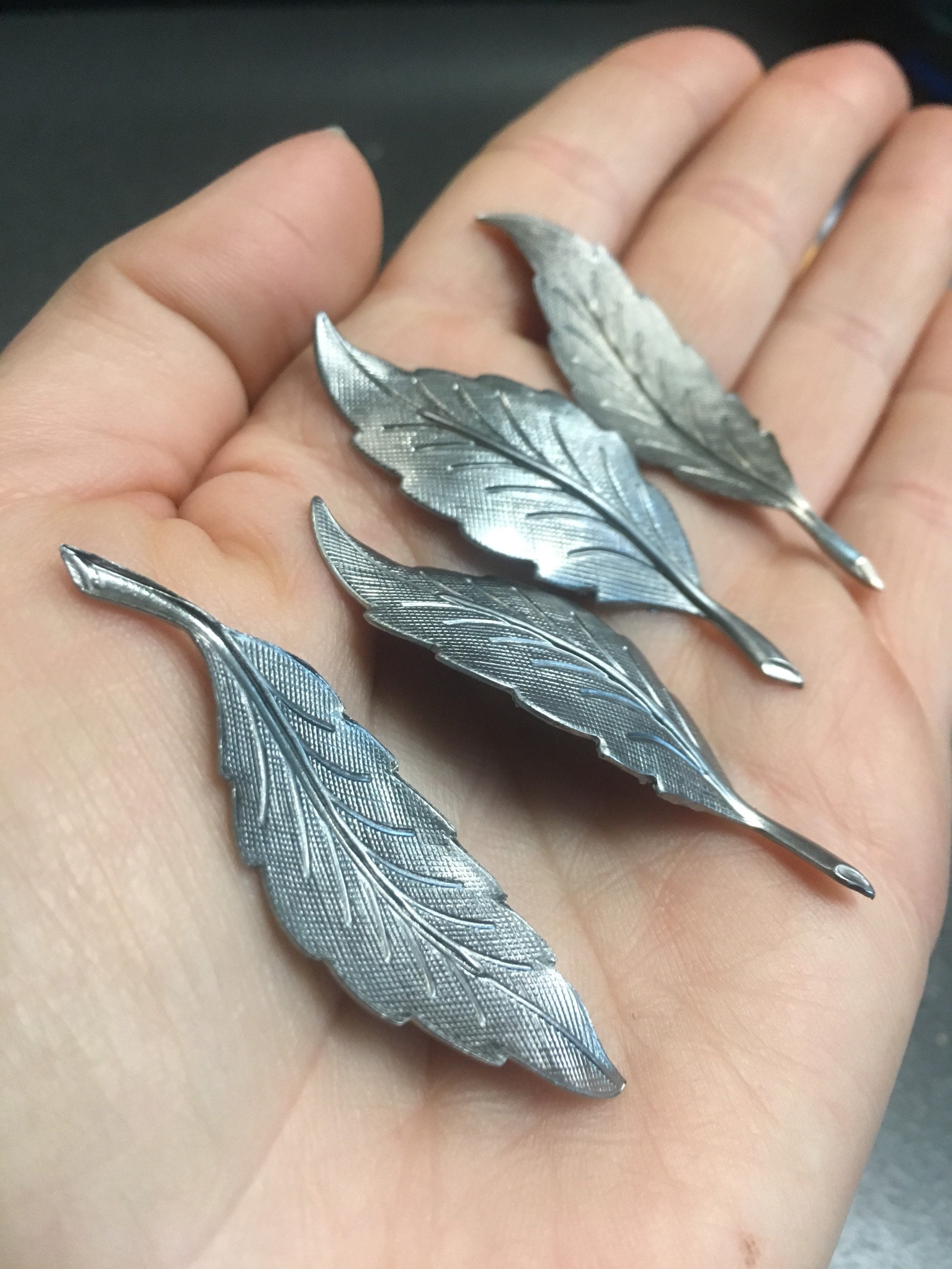Set of Metal Leaves 2 Leaves 2 Inch Curved Steel Leaves - Etsy
